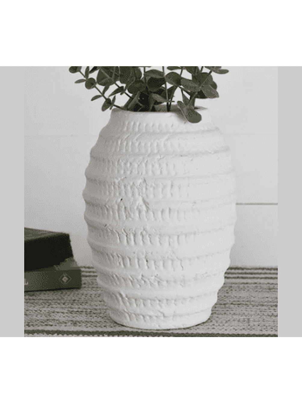 White Wash Vase – My Sister's Cottage